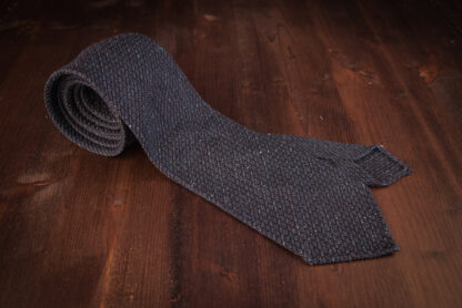 A Note on Cashmere Sweaters - Menswear Musings